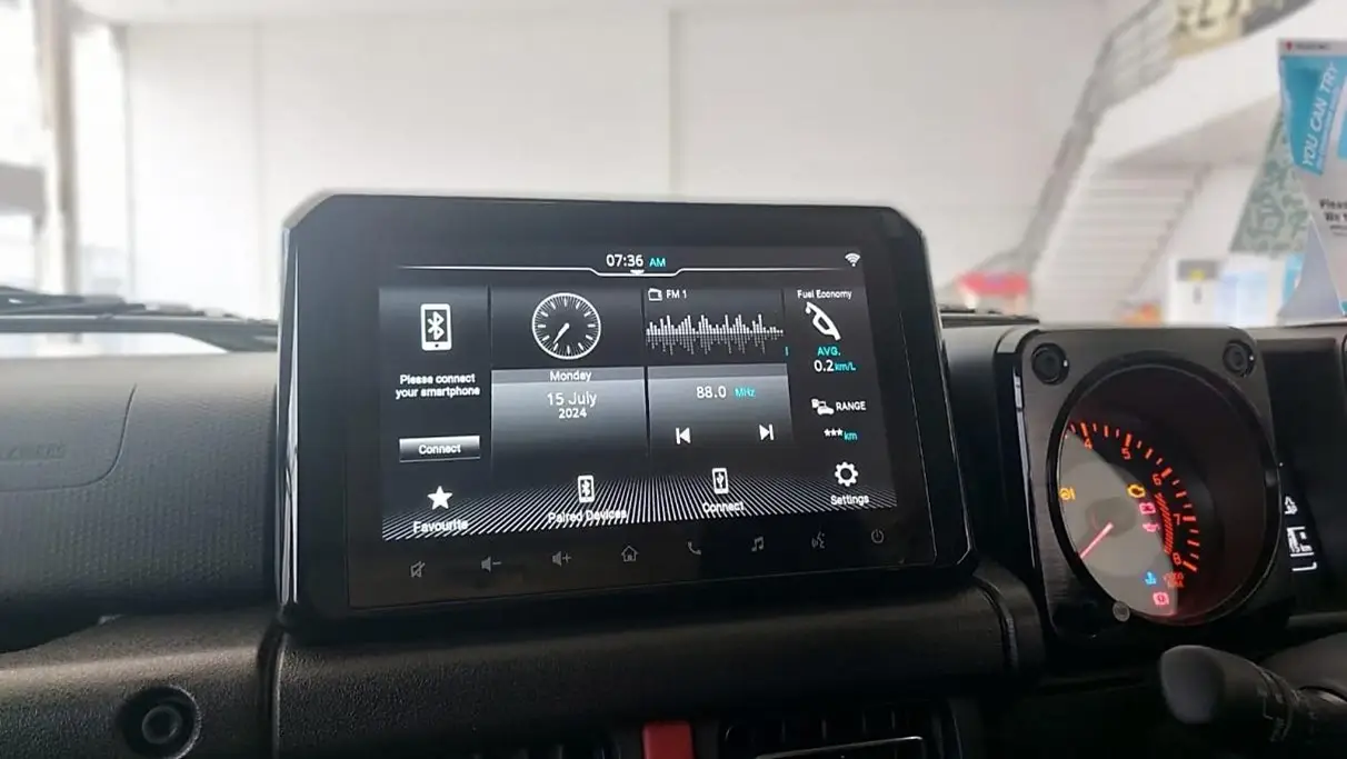 FITUR TOUCH SCREEN HEAD UNIT SUZUKI JIMNY 5 PINTU